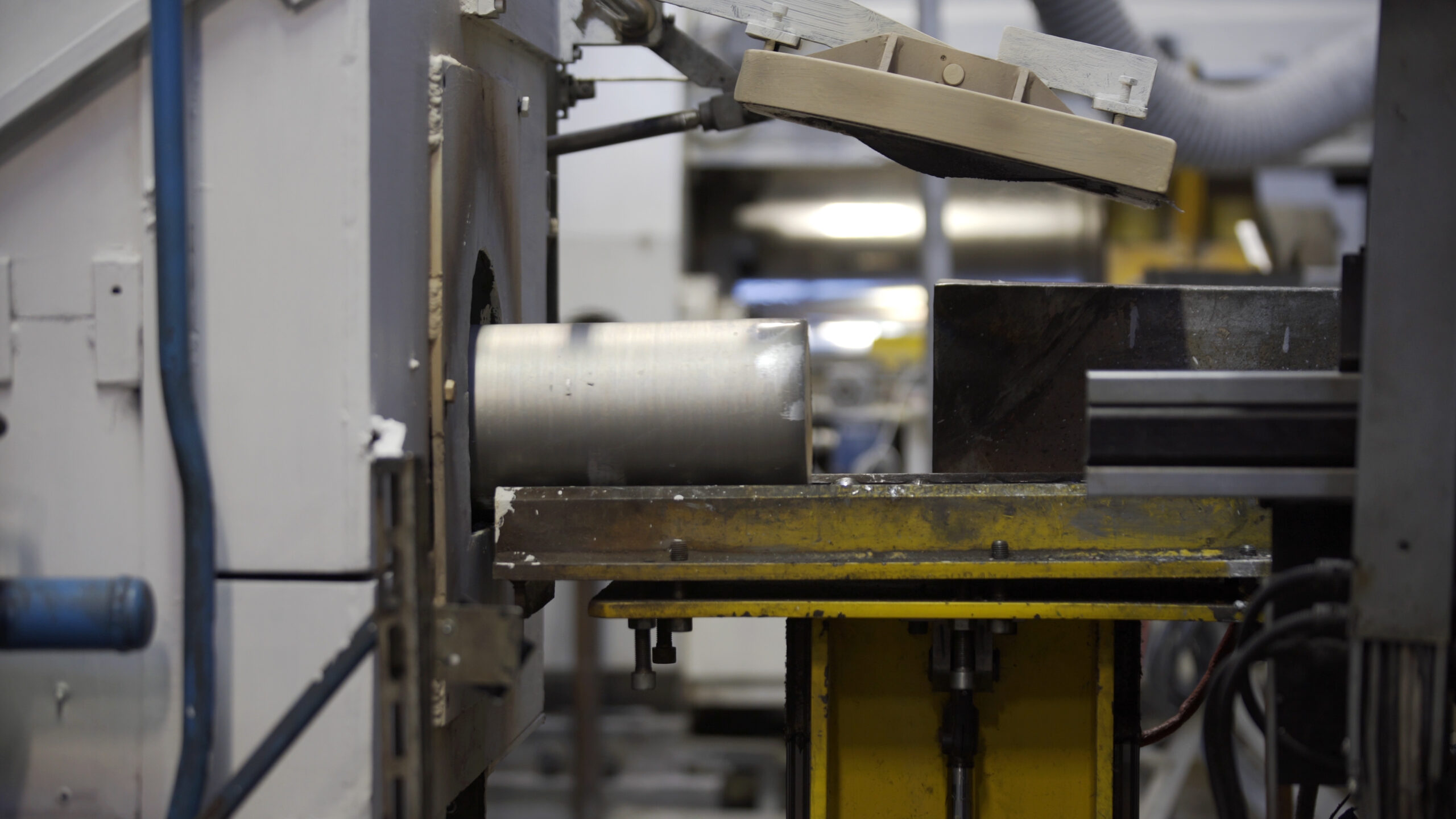 The Difference Between Cold Drawn and Extruded Metals | Metal ...